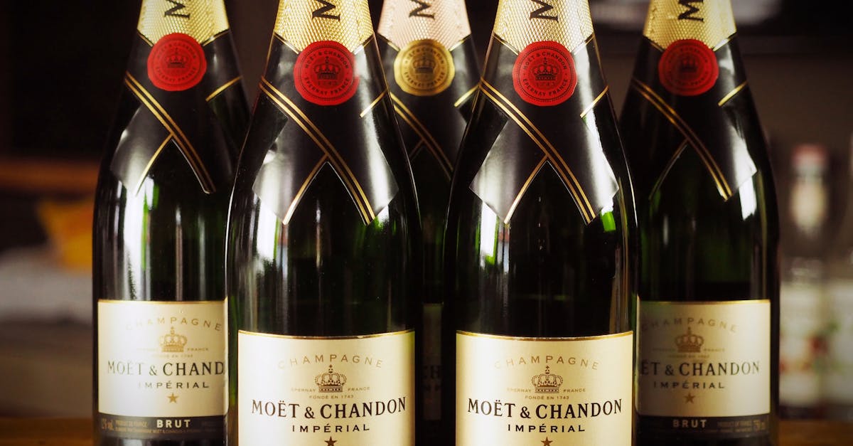 NYE That Runs Smoothly: Champagne, Prosecco and RTD Picks Your Team Ca